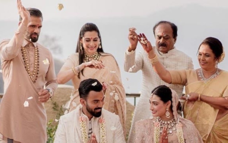Suniel Shetty shares 3 important advices for daughter Athiya Shetty ... Suniel Shetty shares 3 important advices for daughter Athiya Shetty ...
