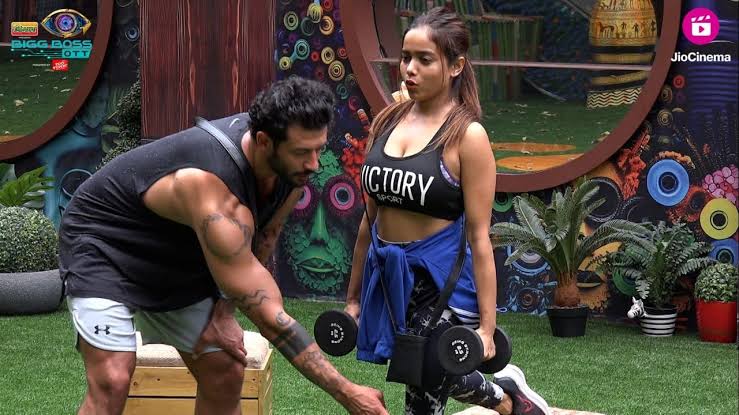 Bigg Boss OTT 2: Jiya Shankar confesses heart wrenching fact about her past to Jad Hadid ...