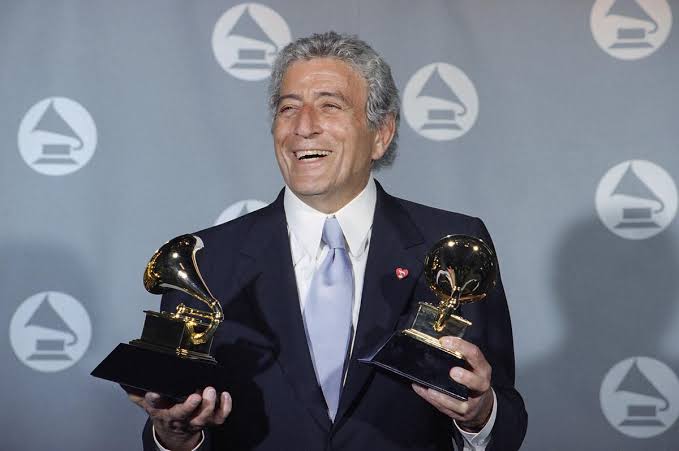 Legendary singer Tony Bennett dies at 96 after battling with prolonged Alzheimer - Masala.com