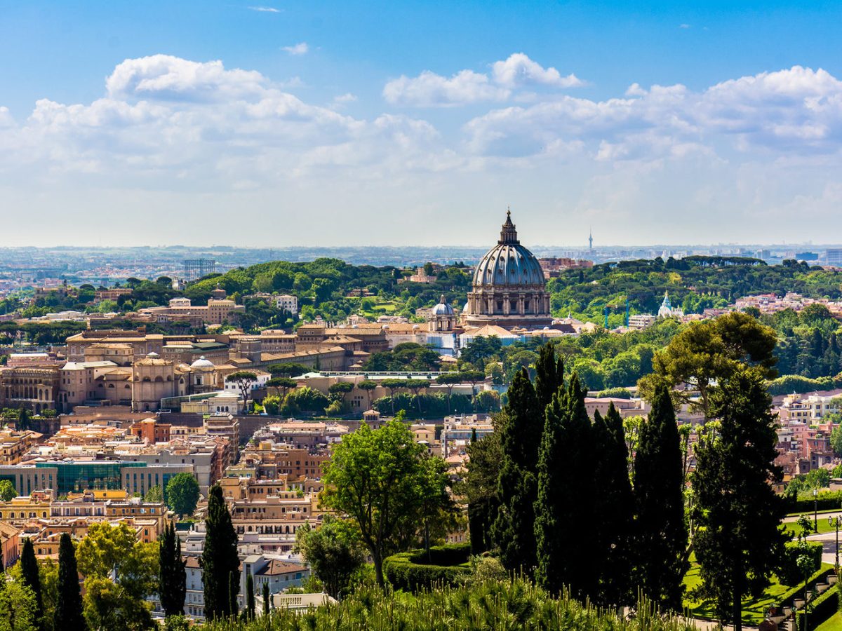 Rome Cavalieri: Want to feel like Selena Gomez in Monte Carlo? This ...