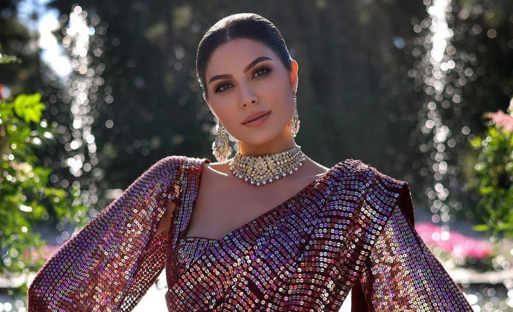 Elnaaz Norouzi says, “Hook-up culture has changed relationships ...