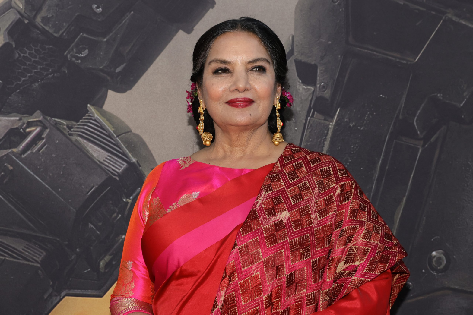 Shabana Azmi becomes victim of a cybercrime - Find out what happened here - Masala.com