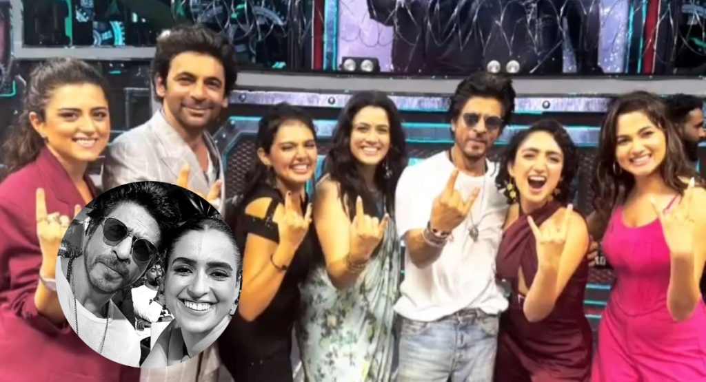 Jawan: In Pictures: Shah Rukh Khan looks uber cool posing with his ...