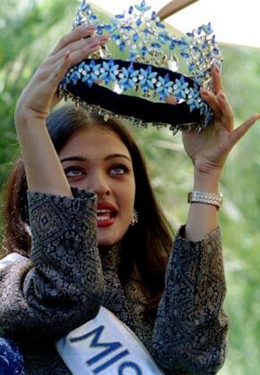 Blast From The Past: 12 stunning pictures of Aishwarya Rai during her ...