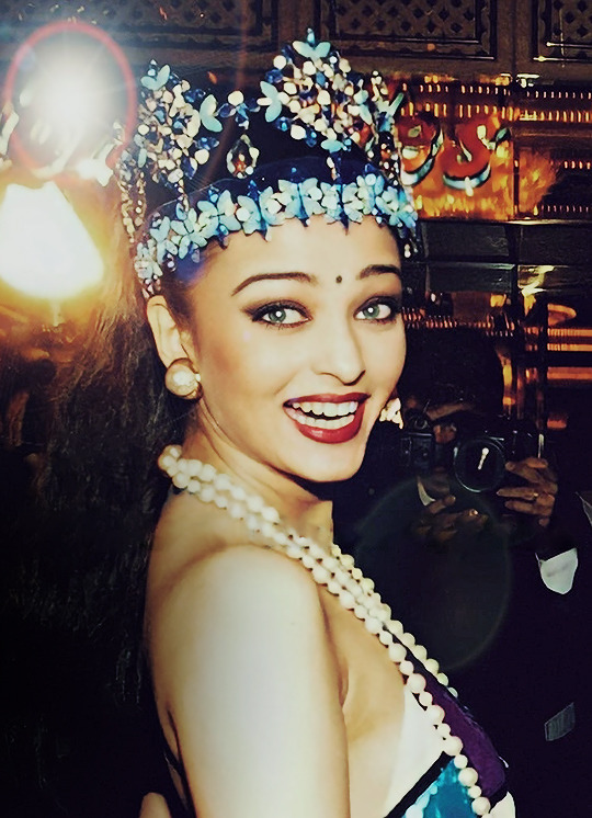 Blast From The Past: 12 stunning pictures of Aishwarya Rai during her ...