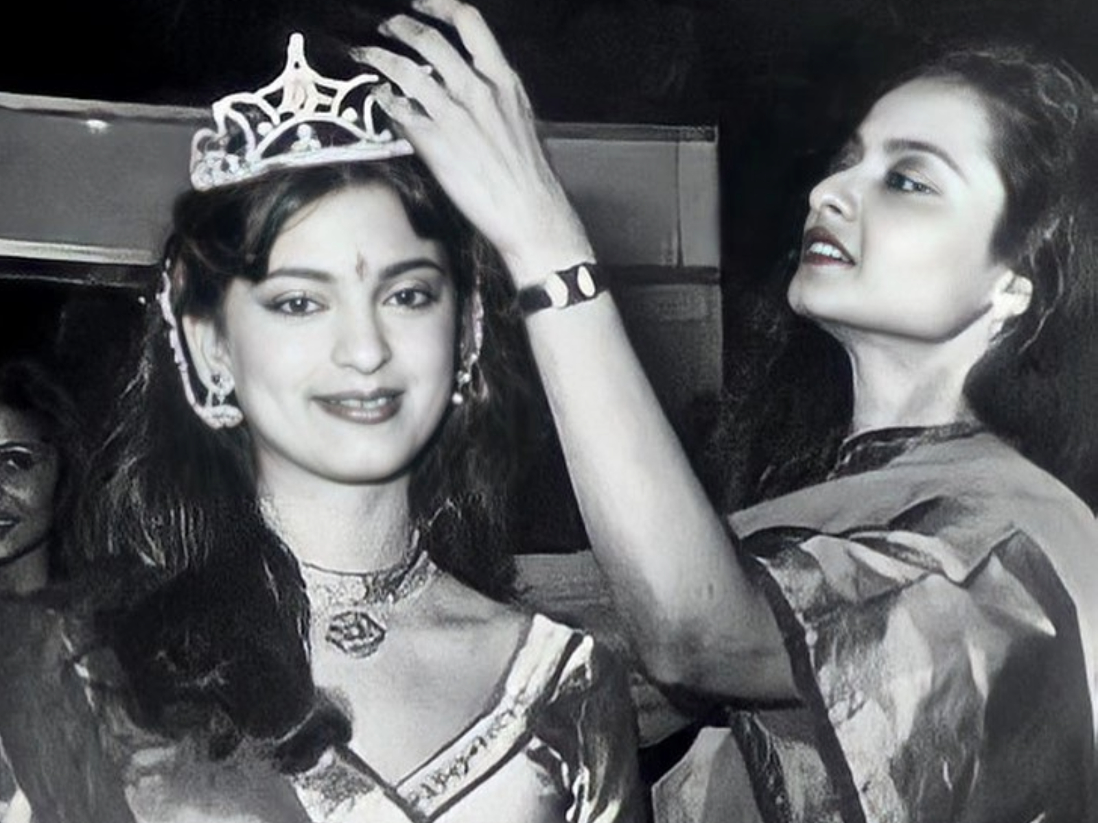 Juhi Chawla: Blast From The Past: When Rekha crowned Juhi Chawla Miss ...