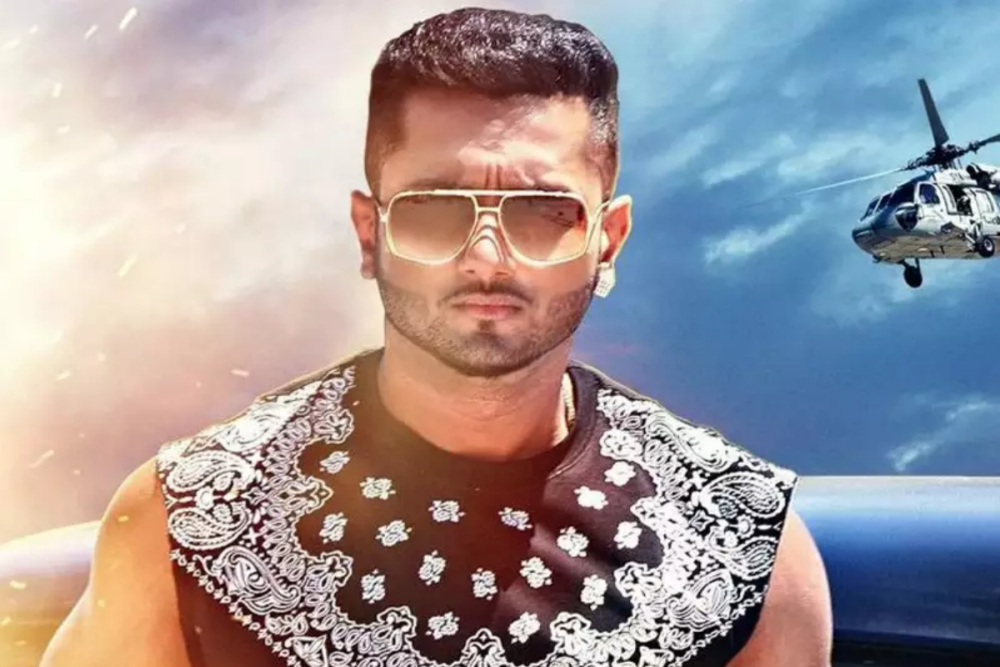 WATCH: Yo Yo Honey Singh's epic comeback after 9 years - Masala.com