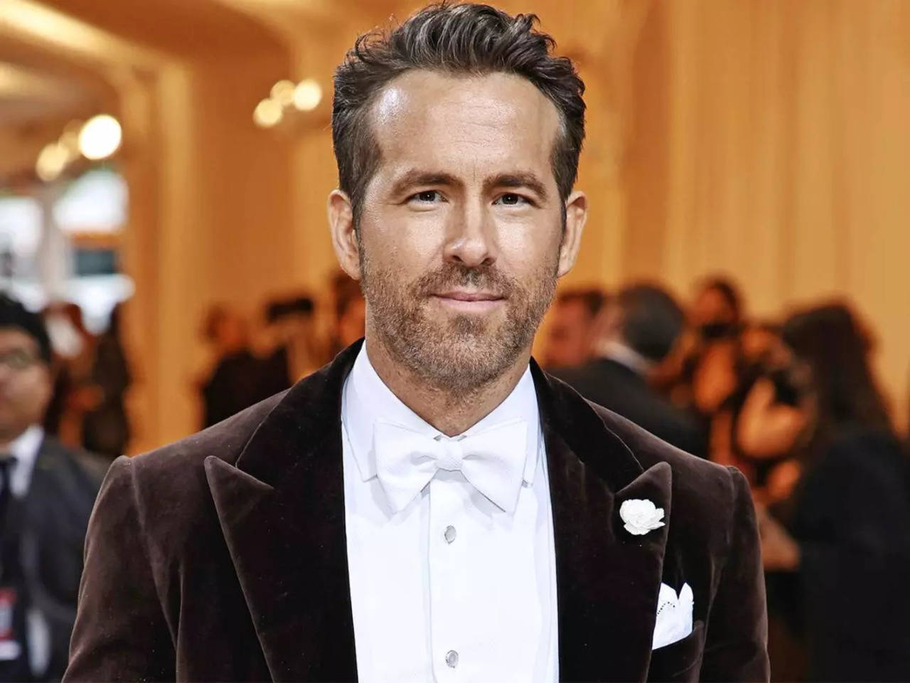 Glow-up or good docs? Has Deadpool star Ryan Reynolds gotten plastic ...