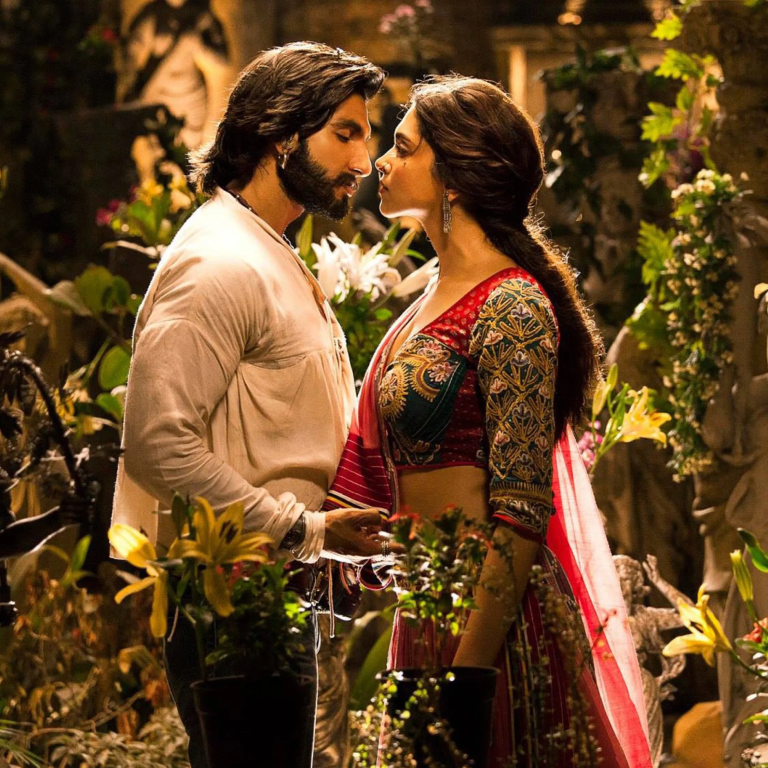 Romancing 101: 10 most popular Bollywood onscreen couples! - Masala.com Romancing 101: 10 most popular Bollywood onscreen couples! - Masala.com