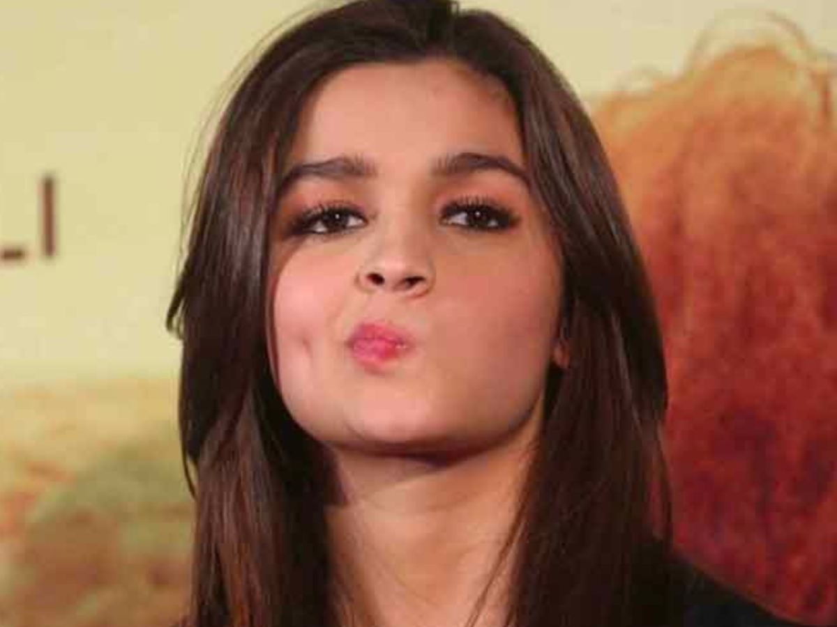 8 SHOCKING statements by Bollywood celebrities that RAISED many ...