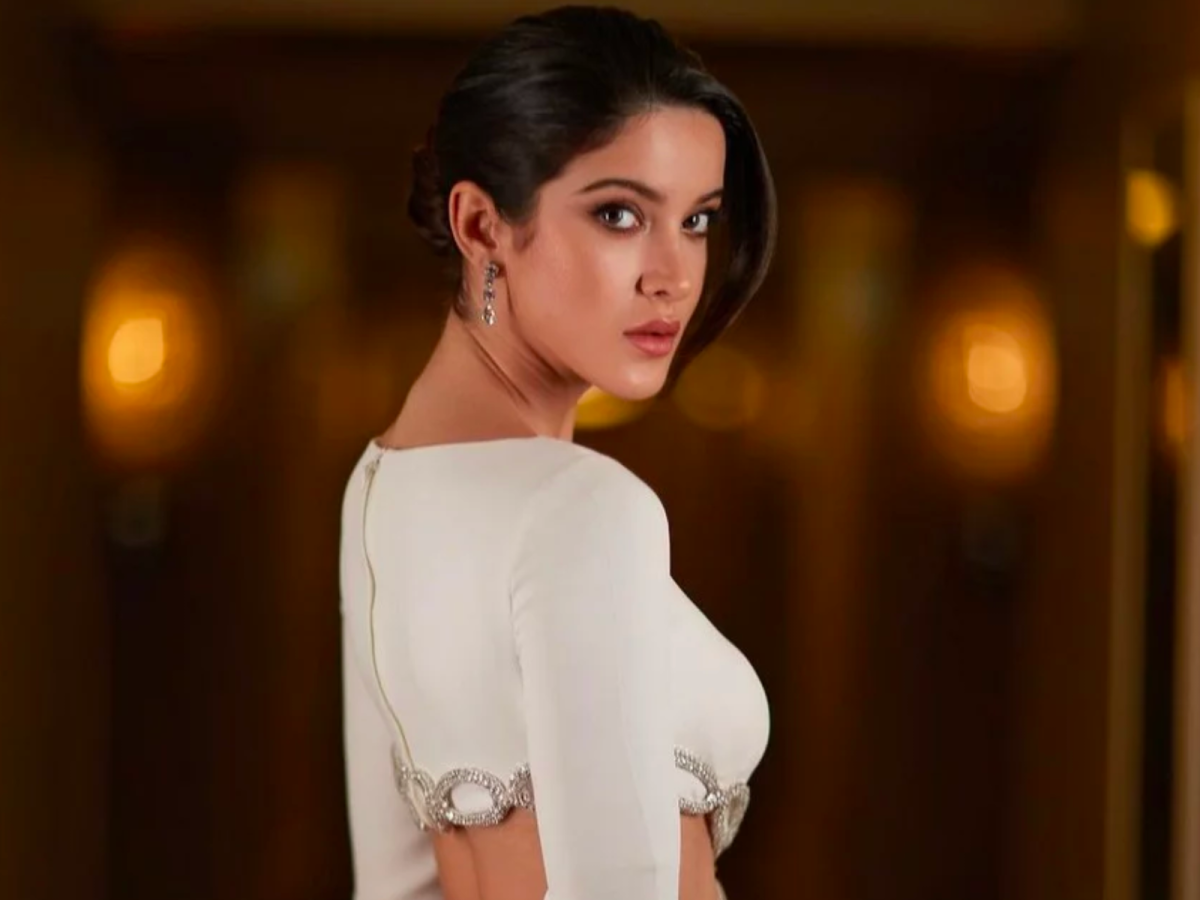 Who is Shanaya Kapoor? Here's her age, net worth, education, childhood ...