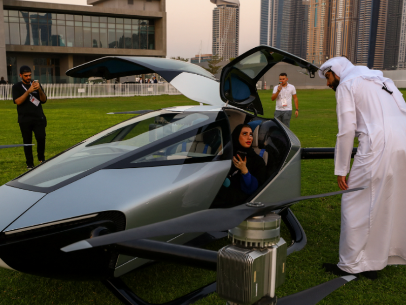 UAE's first flying car race 5m above ground level - Here's everything ...