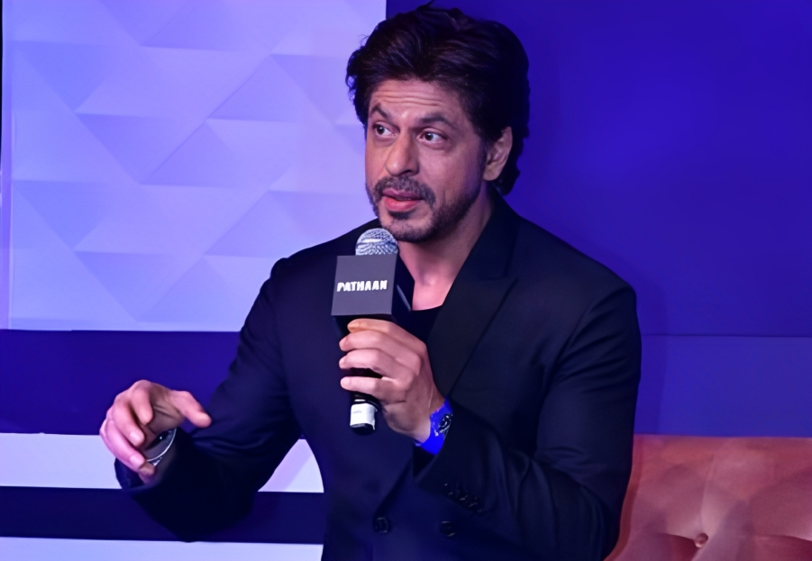 Shah Rukh Khan REVEALS why he refuses to do bike stunts like Tom Cruise ...