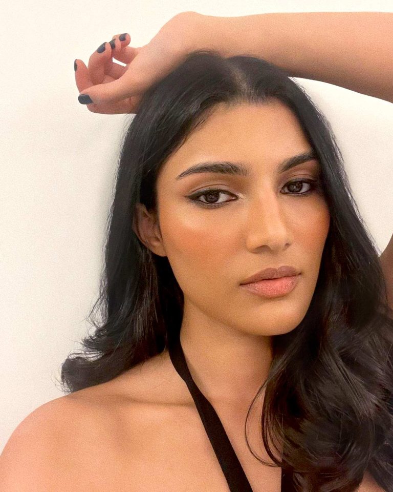 Who is Alizeh Agnihotri? Here’s her age, religion, education, childhood ...