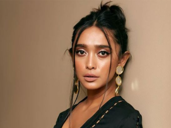 Who is Sayani Gupta? Here’s her age, religion, net worth, education ...