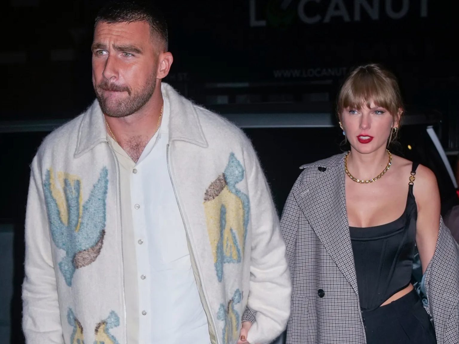 Taylor Swift: Travis Kelce's crew reportedly believes his surprising ... Taylor Swift: Travis Kelce's crew reportedly believes his surprising ...
