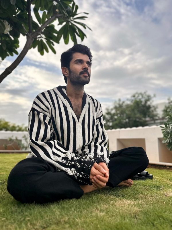 Who is Vijay Deverakonda? Here’s his age, religion, net worth ...