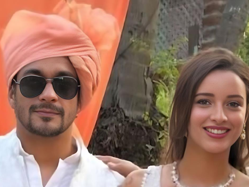 Check out what Triptii Dimri's rumored boyfriend Sam Merchant commented ...