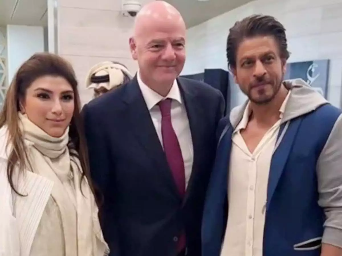In pictures: Superstar Shah Rukh Khan meets Qatari prime minister ...