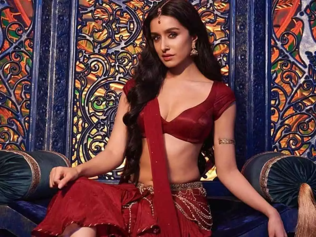 Shraddha Kapoor's fans compare her to THIS legendary actress after she asks them to pick the ...