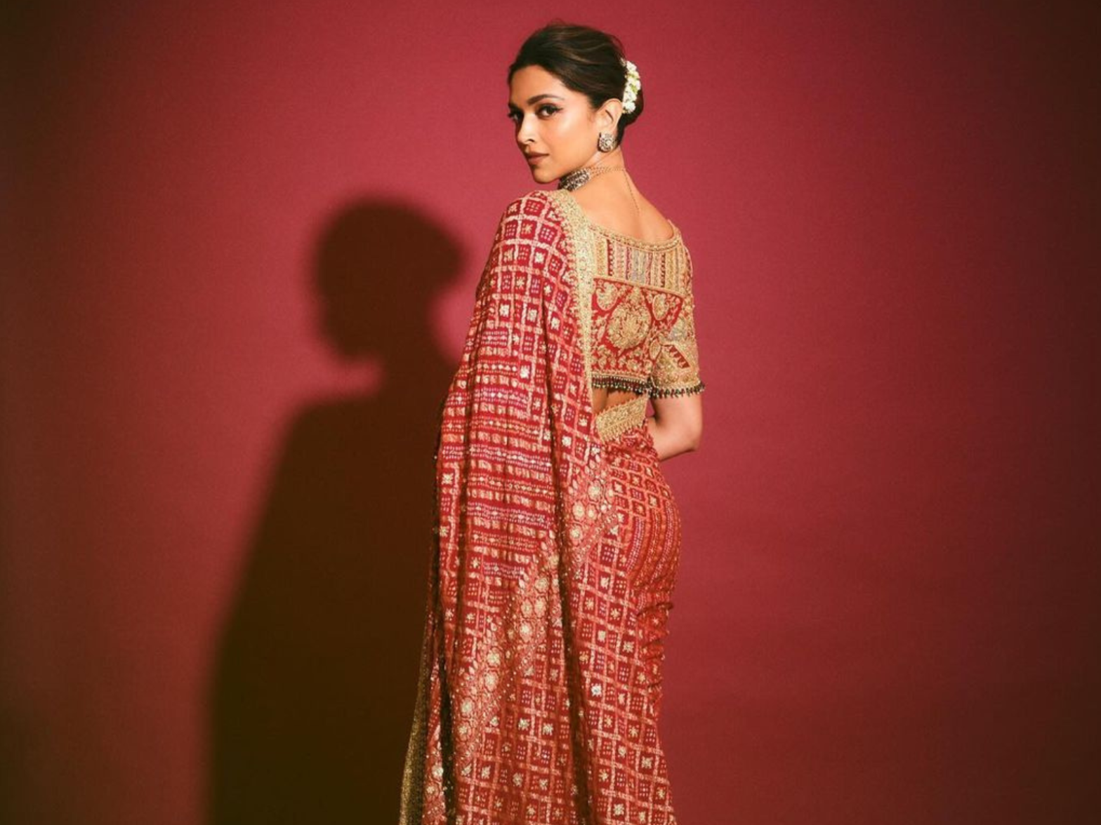 PICS: Deepika Padukone's red gharchola saree for the Ambani pre-wedding ...
