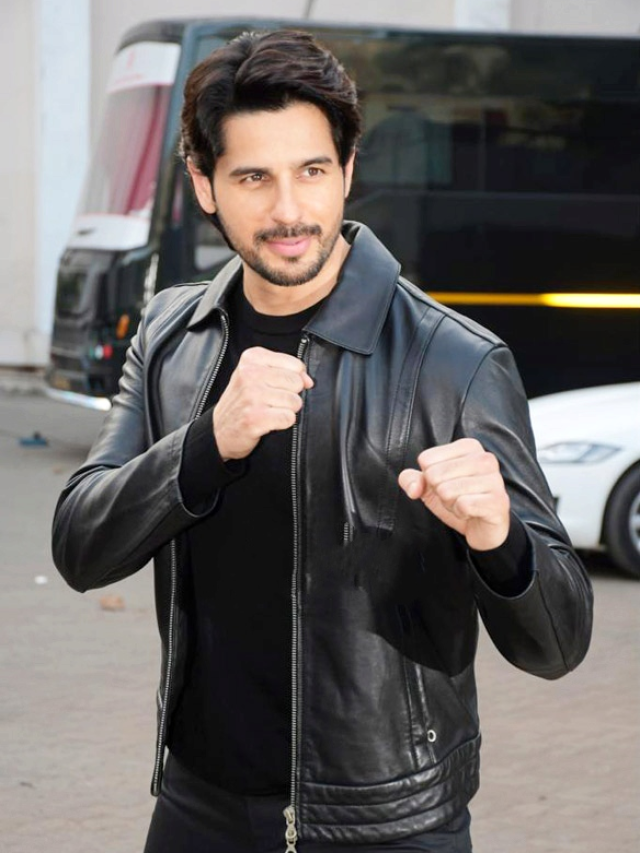 Excited for Yodha? Here are 5 Sidharth Malhotra movies you must watch ...