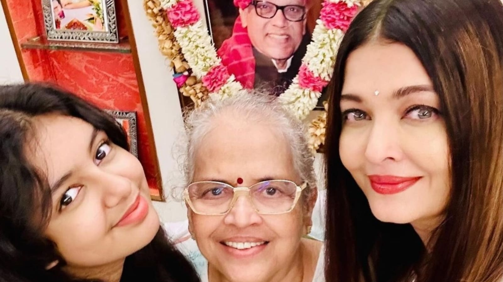 Another Aaradhya Bachchan picture goes viral post Ambani bash: Check ... Another Aaradhya Bachchan picture goes viral post Ambani bash: Check ...
