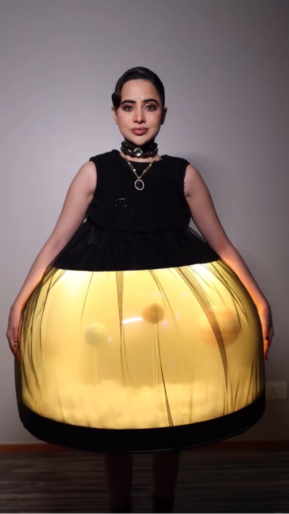 Is this Uorfi Javed’s most creative outfit yet? - Masala.com
