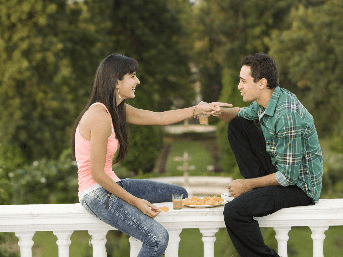 When Katrina Kaif slapped Imran Khan 16 times in one day! - Masala.com