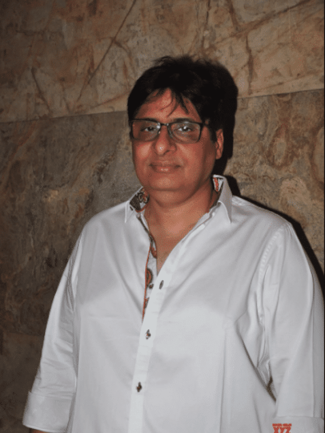 Which big budget flop films reportedly forced producer Vashu Bhagnani ...