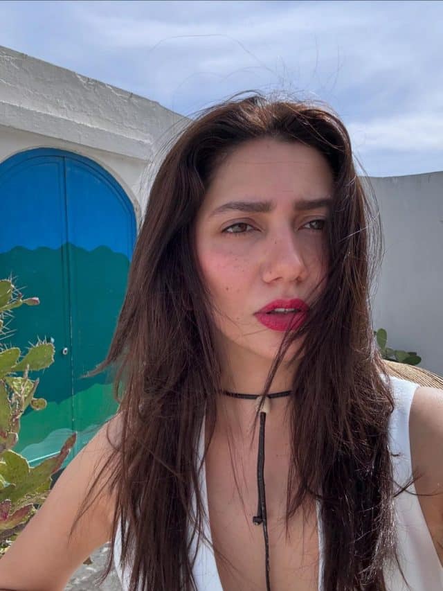 See pictures HERE: Inside Mahira Khan's dreamy vacation! - Masala