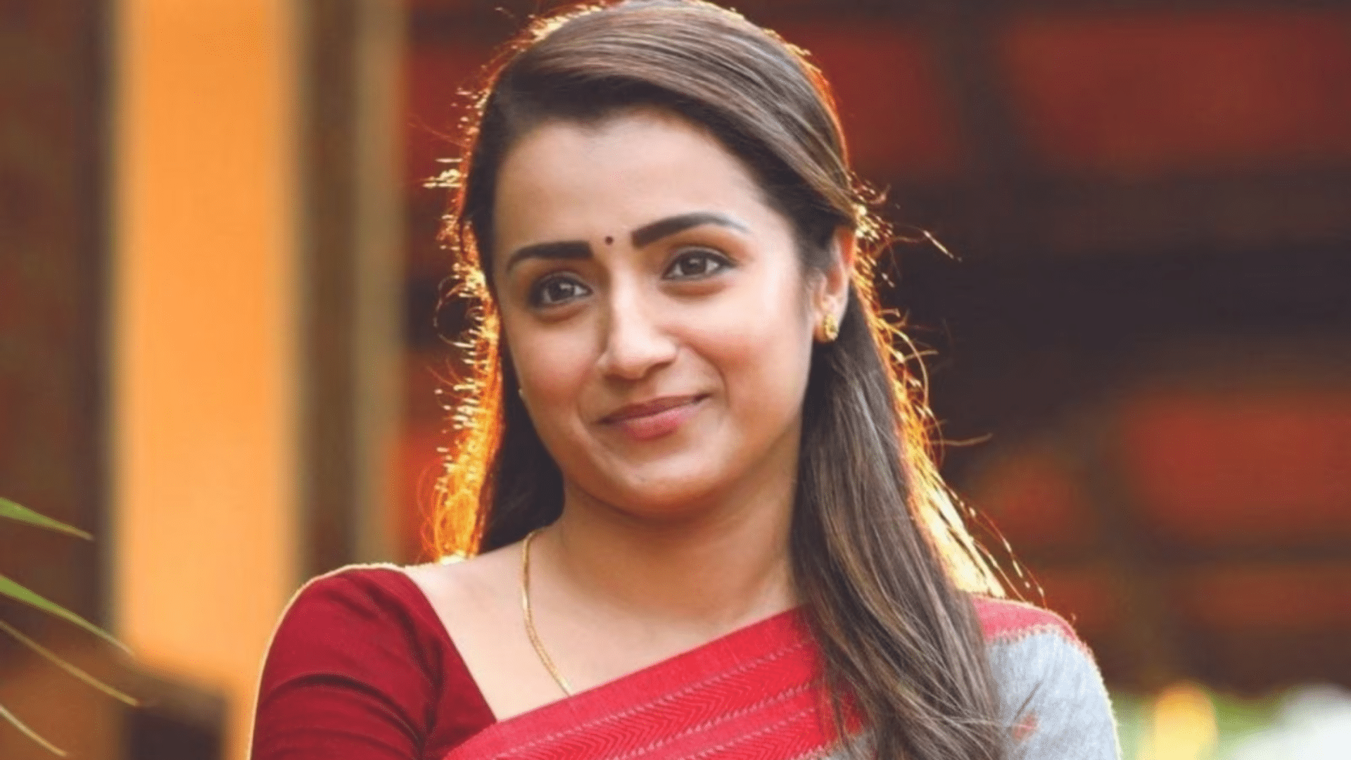 Was Tamil superstar Trisha really called a “parasite” by THIS singer?