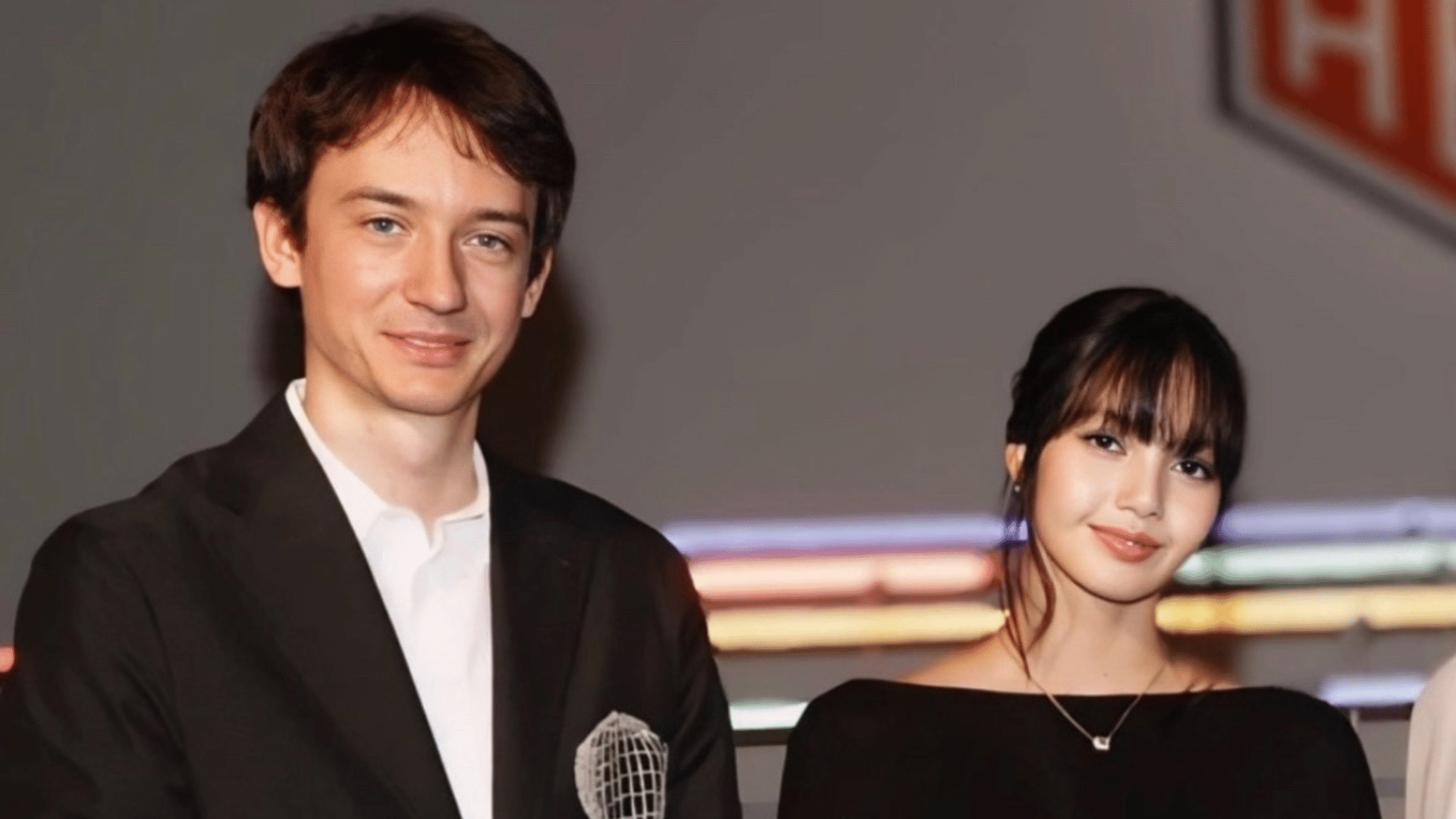 BLACKPINK’s Lisa is holidaying with her boyfriend and his family? Here ...