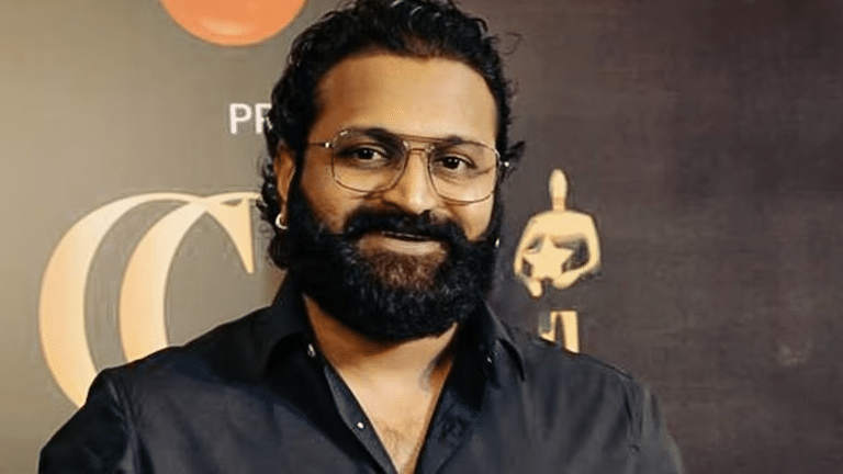 David Warner Bags THIS Much Amount for Robinhood Cameo