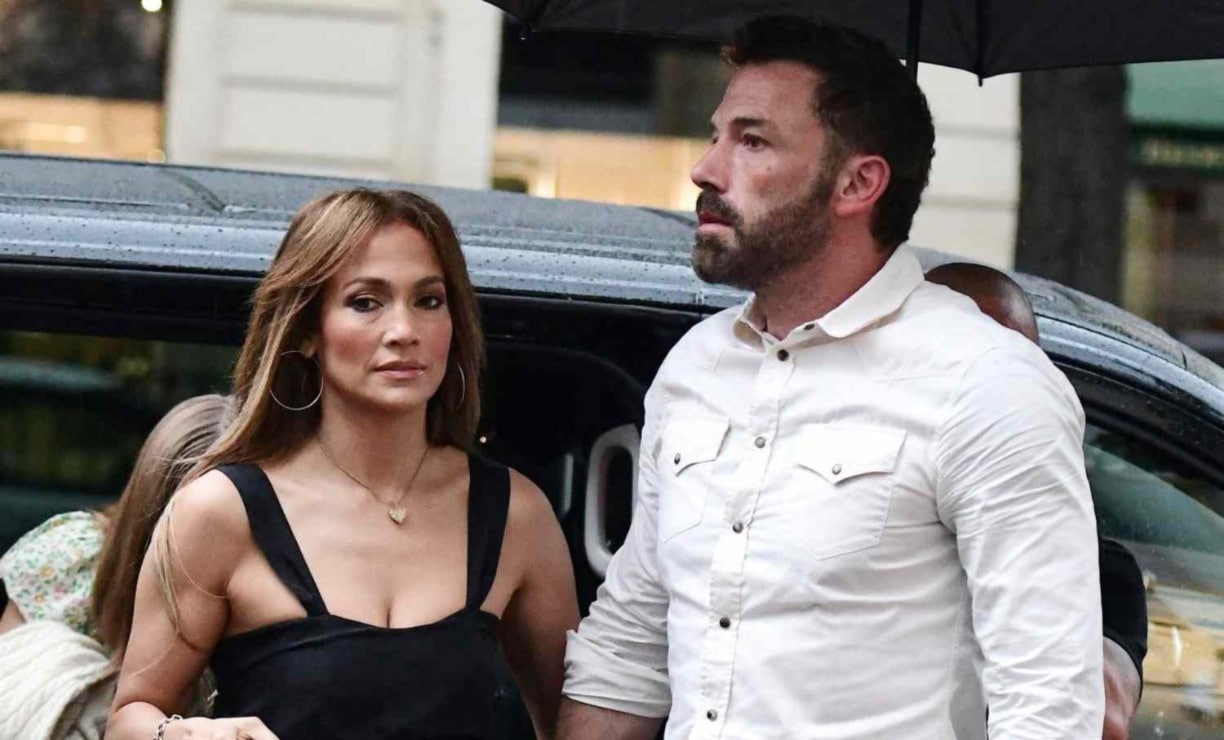 Are Jennifer Lopez And Ben Affleck Calling Off Their Divorce Singers