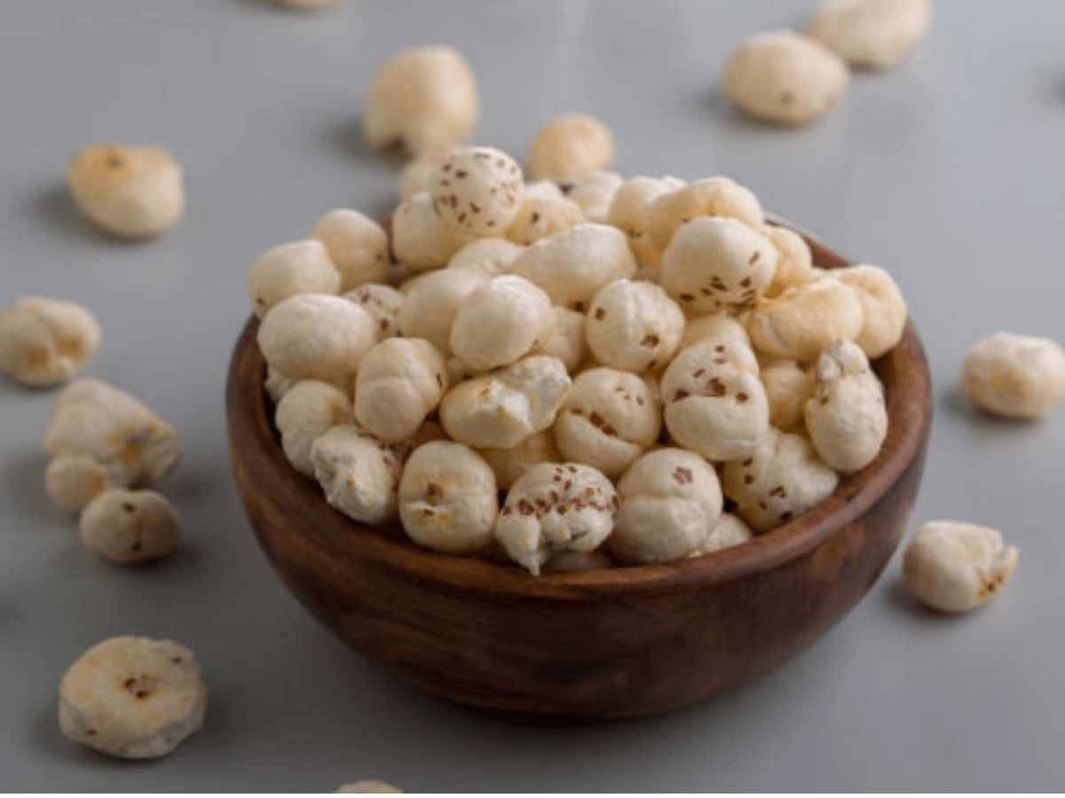 7 benefits of makhana or fox nuts that explain why it is called a superfood