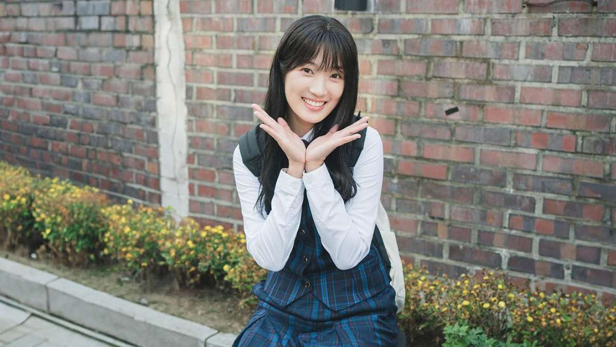 Lovely Runner star Kim Hye Yoon teams up with All of Us Are Dead fame Park Solomon for a new ...