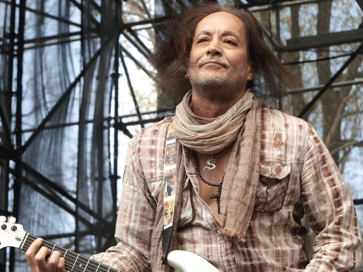 Former Ozzy Osbourne Guitarist Jake E Lee shot multiple times while ...