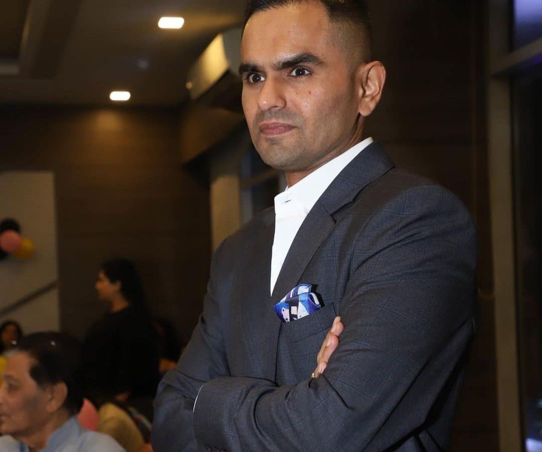 Who is Shanaya Kapoor? Here's her age, net worth, education, childhood ...