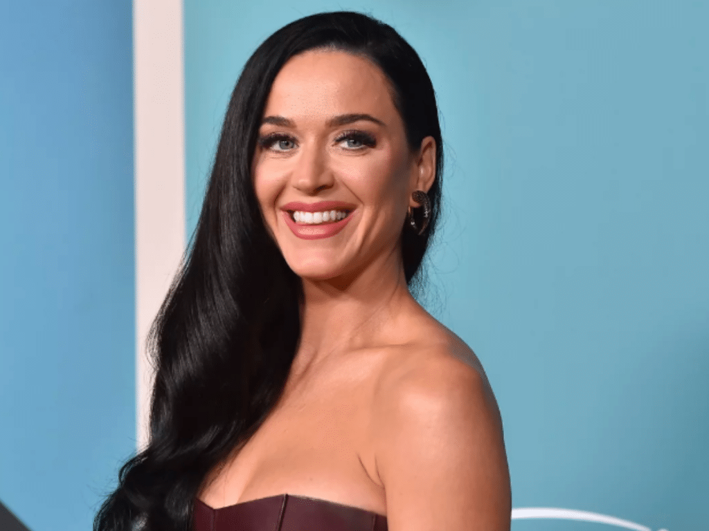 Katy Perry almost falls during mid-air performance at San Francisco ...