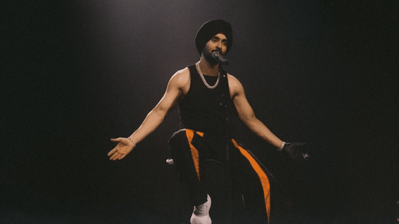 Diljit Dosanjh makes history at Met Gala 2025 with Shakira