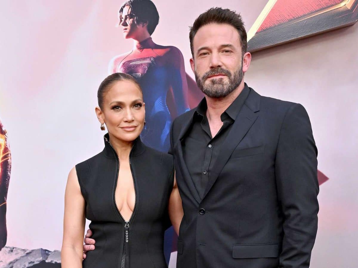 Jennifer Lopez reportedly trying to reunite with Ben Affleck amid divorce: "She won't let him go ...