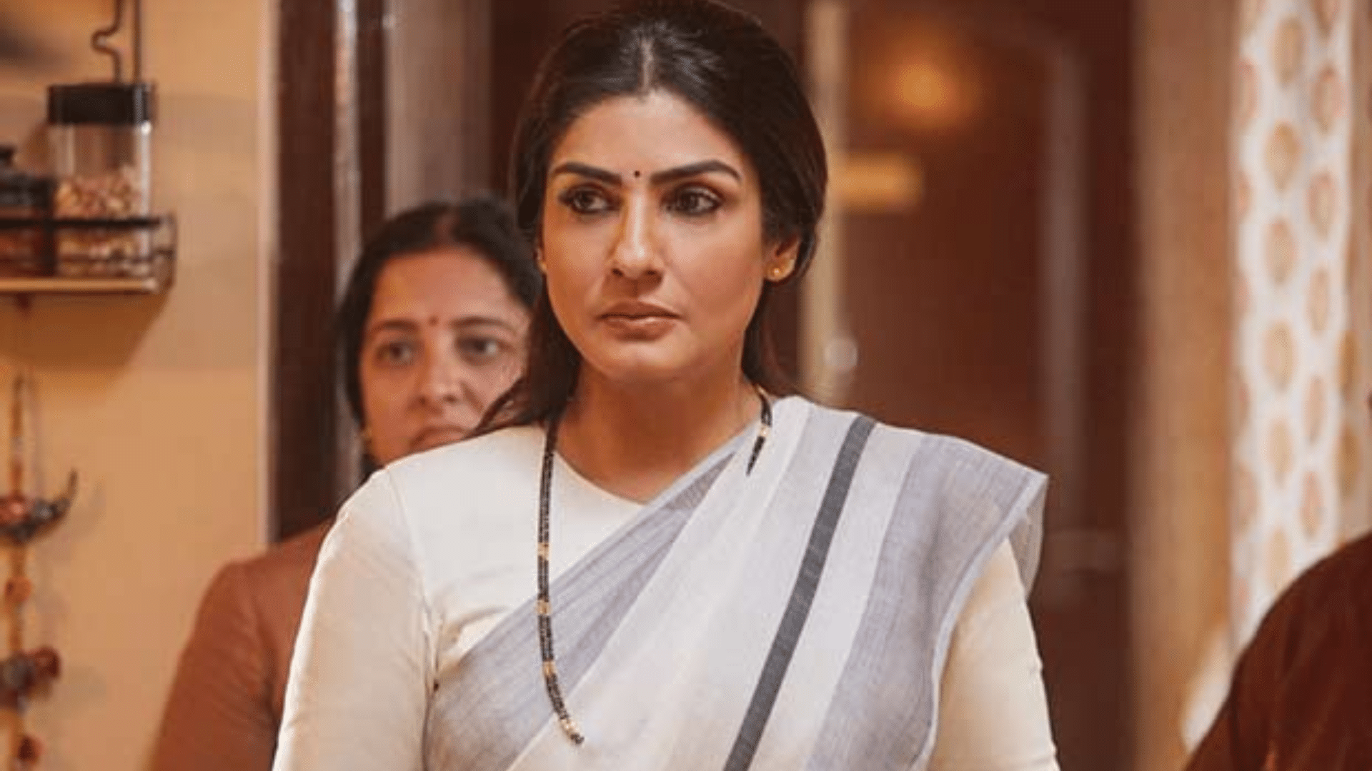 When Raveena Tandon made a shocking revelation about Bollywood heroes ...