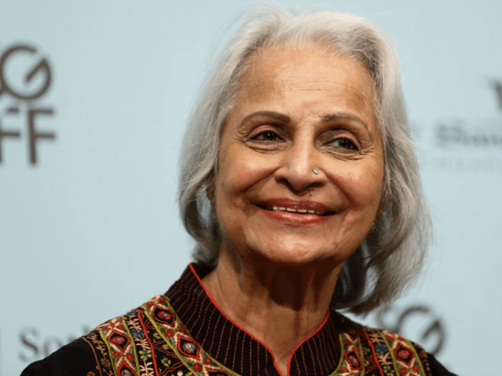 When Waheeda Rehman saved Raj Kapoor from a dangerous situation by ...