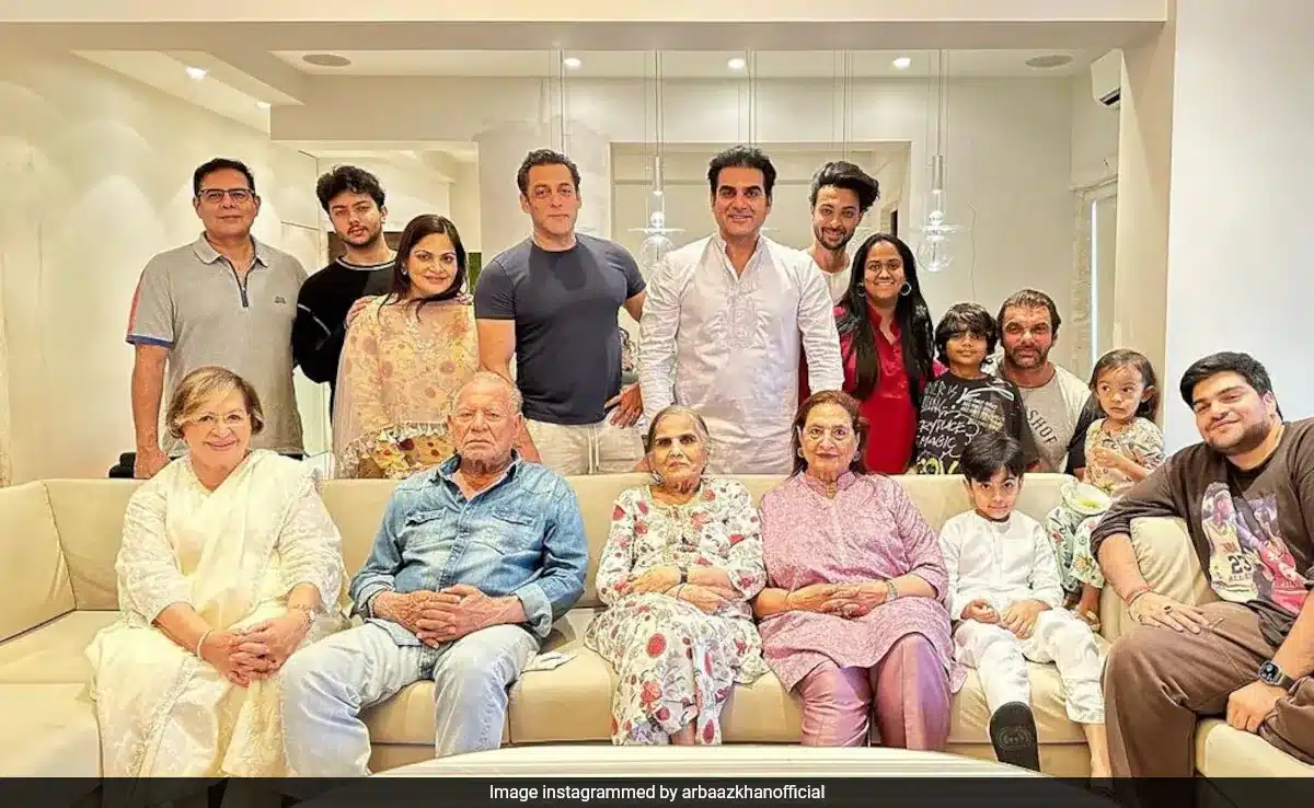 Salim Khan and Helen: a love story of respect, resilience, and family bond