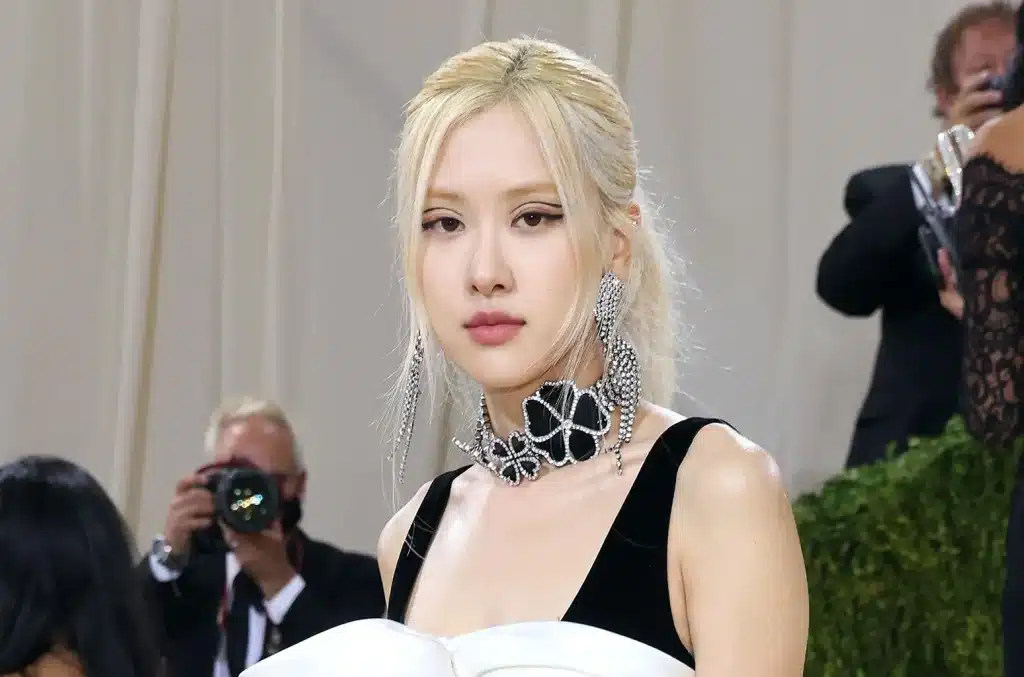 Rosé of BLACKPINK Shatters PSY Billboard Record with APT