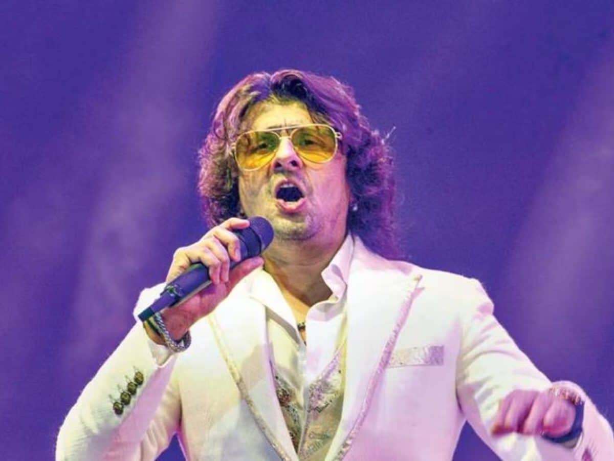 Shaheen Bhatt makes her relationship with Ishaan Mehra official