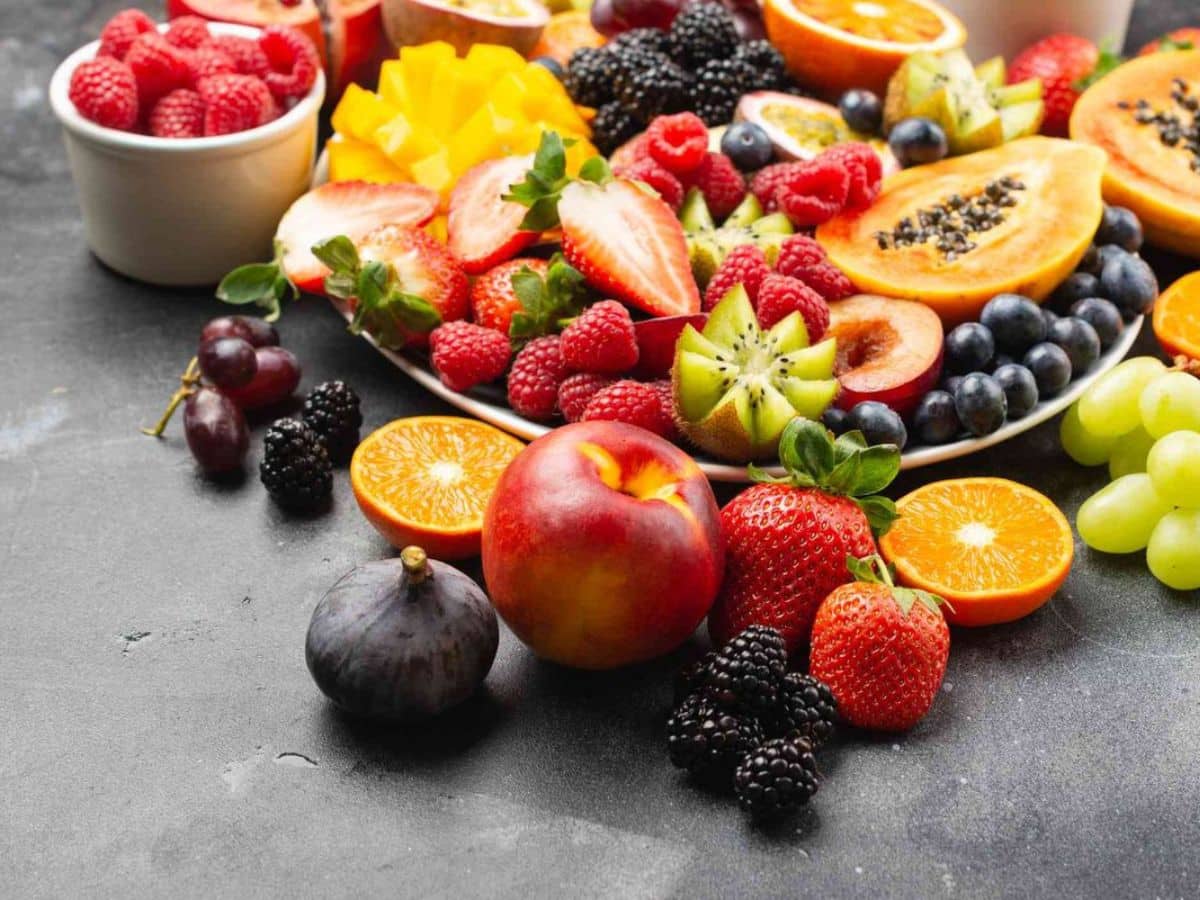From Mango to Apple, here are 10 fruits you must eat with skin on for ...