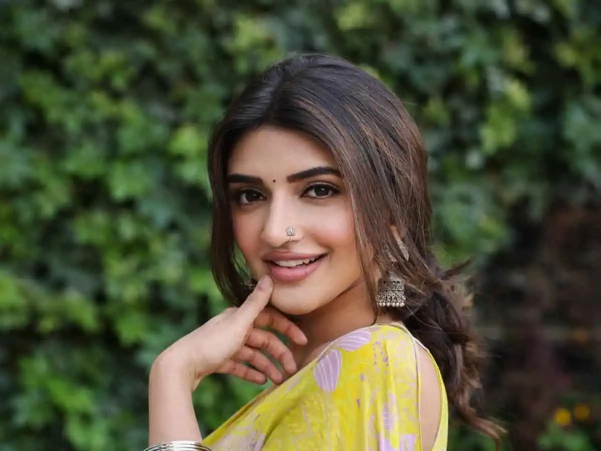 When 'Kissik' fame Sreeleela's alleged father shocked everyone by ...