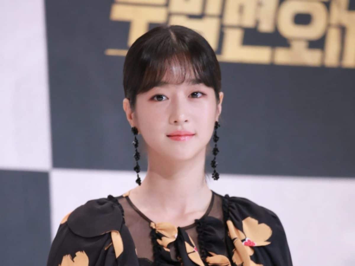 Seo Ye Ji returns to the spotlight with Fedora fan meeting post-Kim Jung Hyun's dating scandal ...